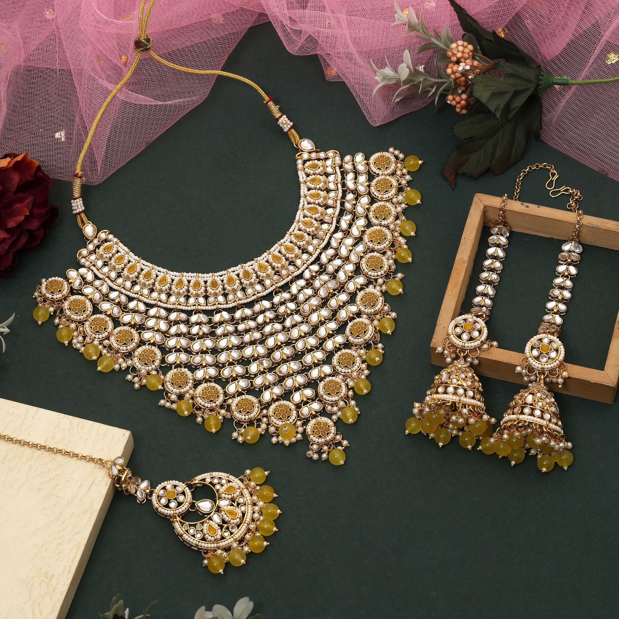 Stylish Yellow Color Kundan Necklace Set Designed For Wedding Jewelry ...