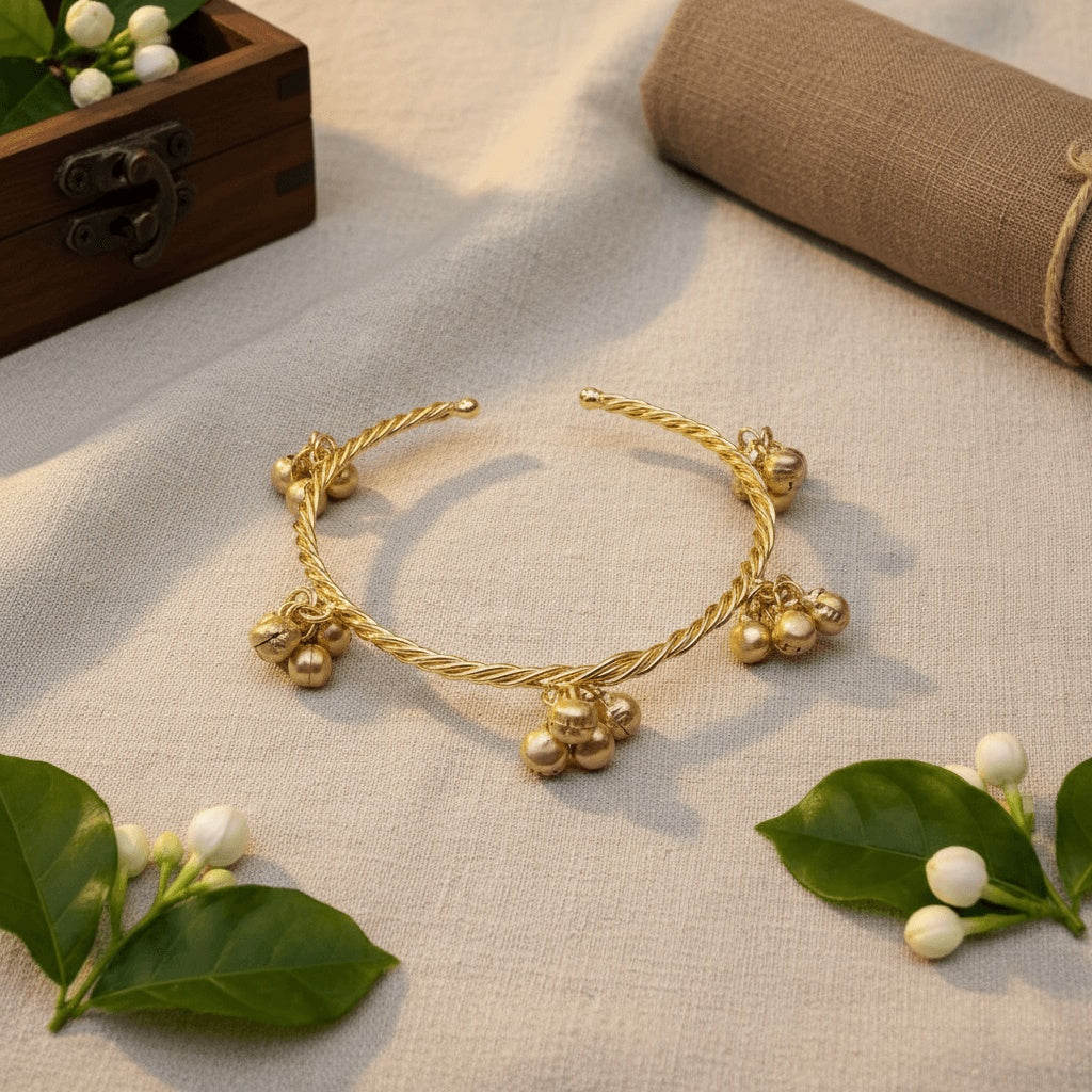 Gold Color Gold Plated Bracelet (PLKB116GLD) – FemNari